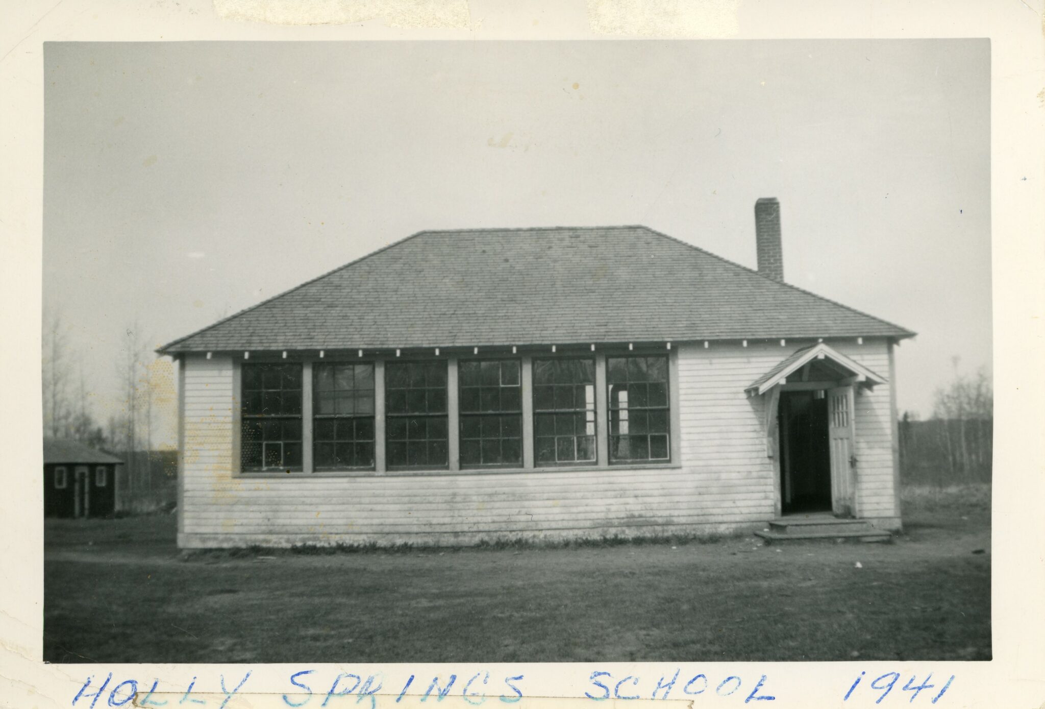 Holly Springs School - Tipple Park Museum